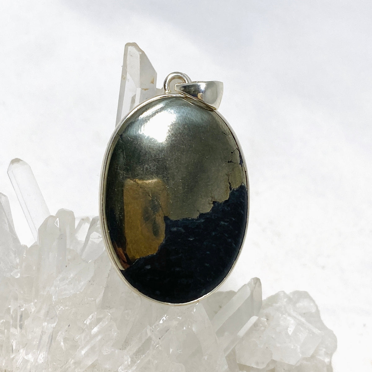 Healer's Gold Oval Pendant - Nature's Magick